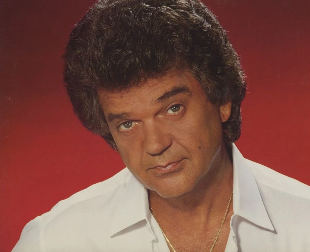 Conway Twitty Gave An Unforgettable Rendition Of “Crazy In Love”